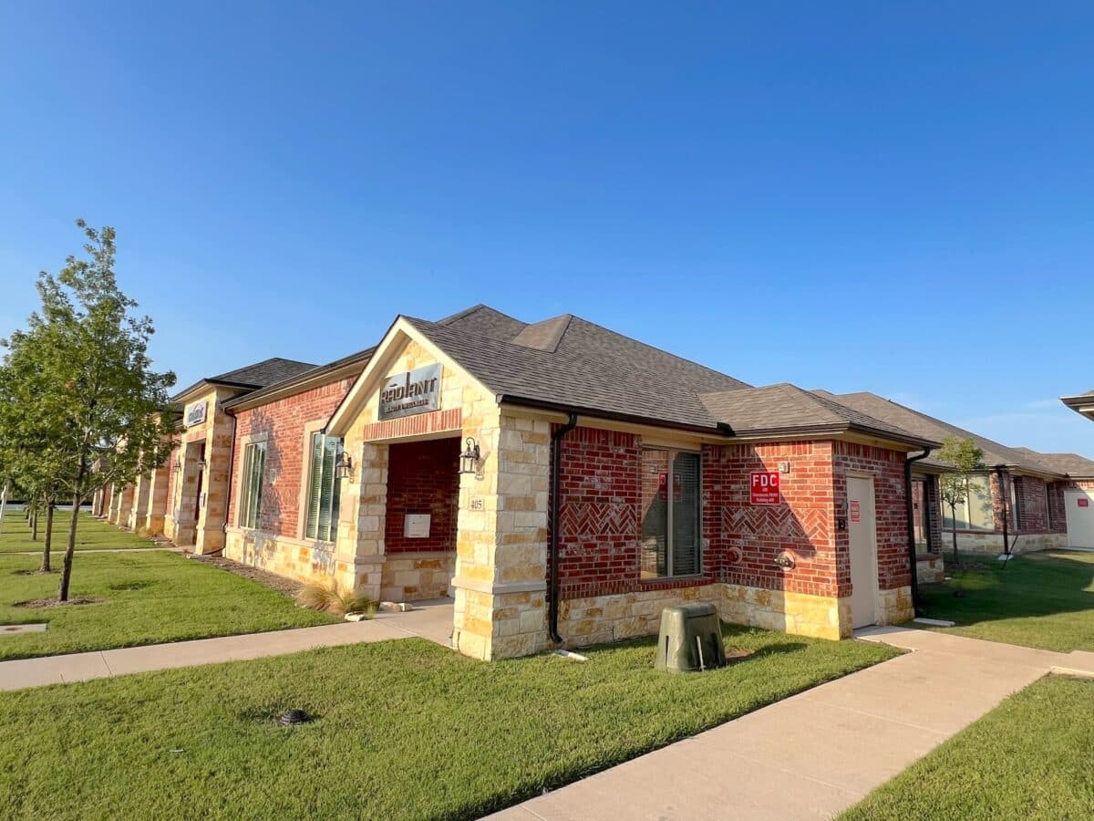The Offices at Stonebrook Crossing - Legacy Commercial Realty