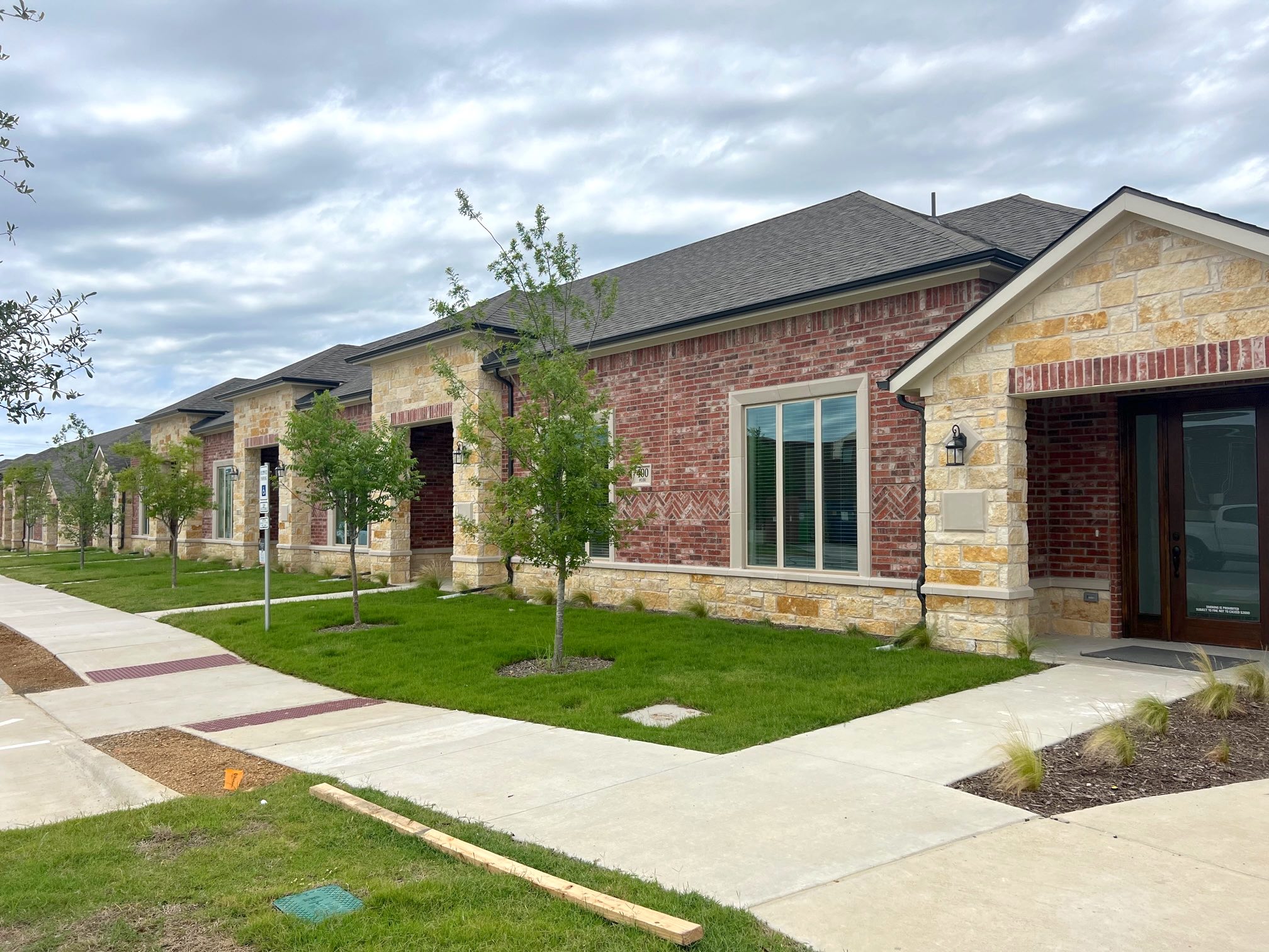 The Offices at Stonebrook Crossing - Legacy Commercial Realty